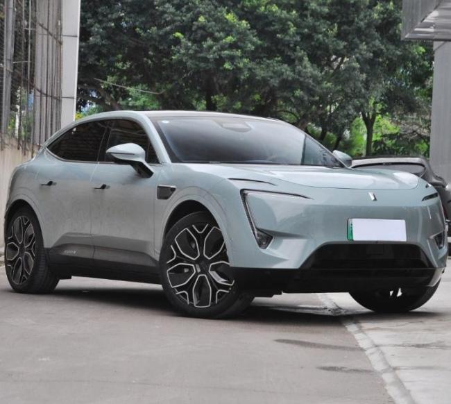 Avatr 11 (2023) Long-Life Single Motor Version with 5 Seats