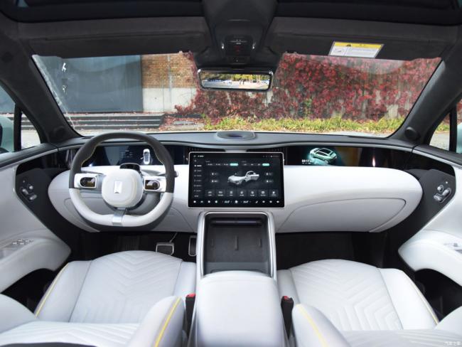 2022 Avatr 11 Long-Life Dual-Motor Luxury Version 4 Seats