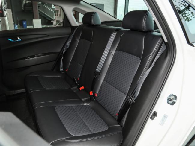 China Car Electric Vehicle Changan Eado New Energy EV460 Intelligent Ride-Hailing Edition Lithium Iron Phosphate