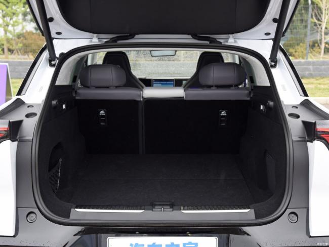 New Car SUV EV Electric Car Hiphi Y 810km Long-Range