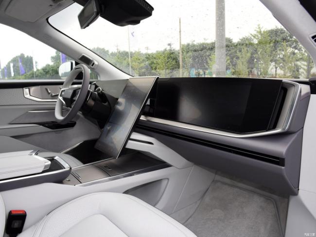 New Car SUV EV Electric Car Hiphi Y 810km Long-Range