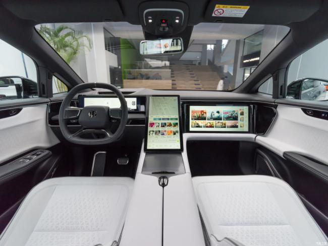 2022 Hiphi X Zhiyuan Long-Life Version with 6 Seats New Electric Vehicle
