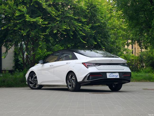 Hyundai Gasoline Car Elantra 2023 1.5L CVT Top Flagship Edition