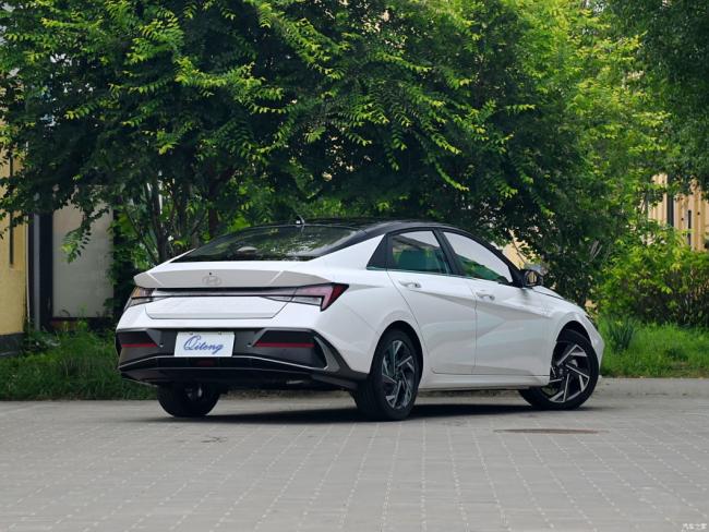 Hyundai Gasoline Car Elantra 2023 1.5L CVT Top Flagship Edition