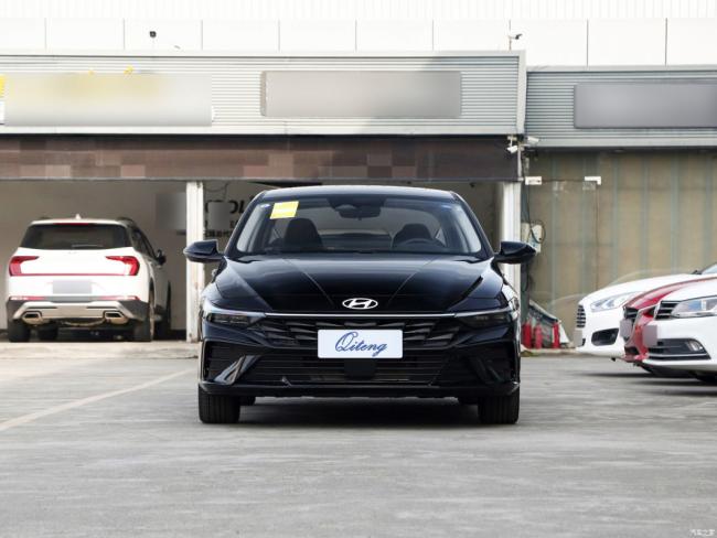 2023 Hyundai Gasoline Car Elantra 1.5L CVT Luxury Premium Edition