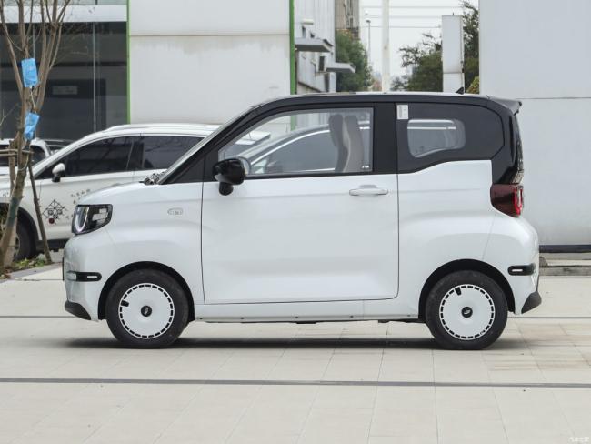 New Car Electric Car Electric Vehicle EV Minicar Cheap Chery New Energy QQ-Ice Cream 2024 205km Sundae+