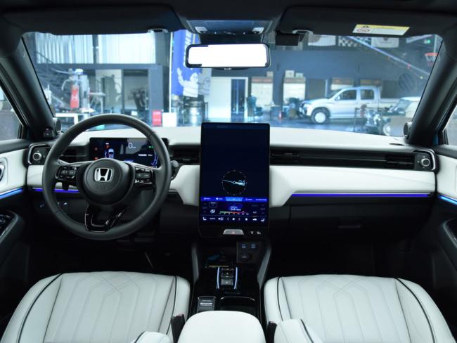 2022 New Energy Vehicles E: Ns1 E-Jing Version5 Doors 5 Seat EV SUV Car Export