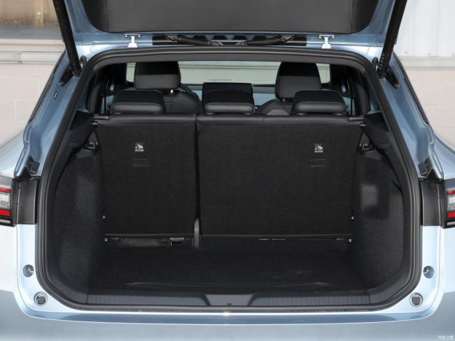China Electric Vehicles 2023 Volkswagen ID4X Pure Smart Edition New Energy Vehicles for Sale