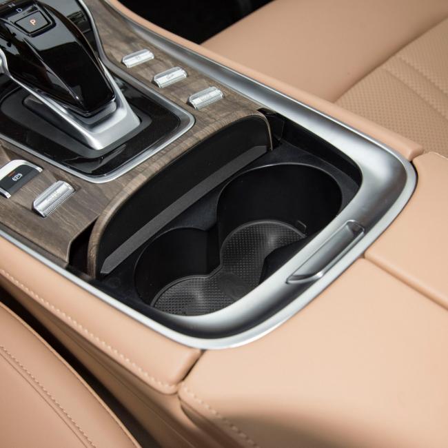 Plug-in-Hybrid Car 2024 Landian E5 Glory Edition 100km Prestige 5 Seats 7seats