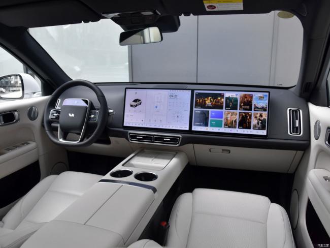 Range Extended Car Li/Lixiang L6 Max Electric Car Hybrid Car for Sale