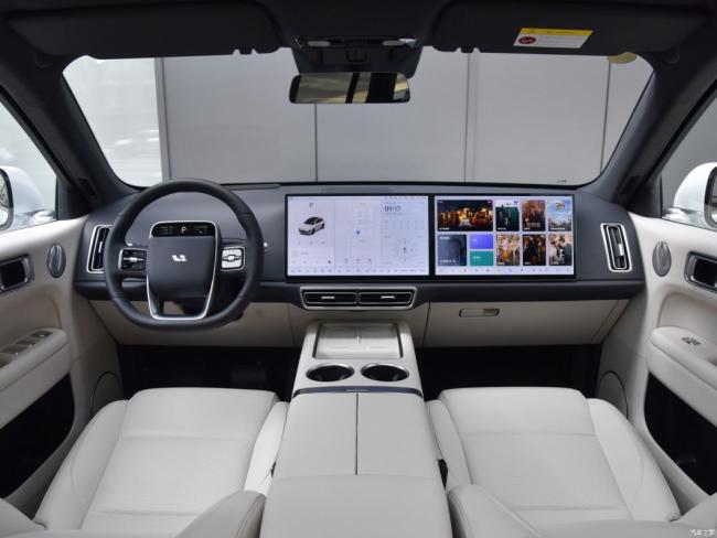 Range Extended Car Li/Lixiang L6 Max Electric Car Hybrid Car for Sale