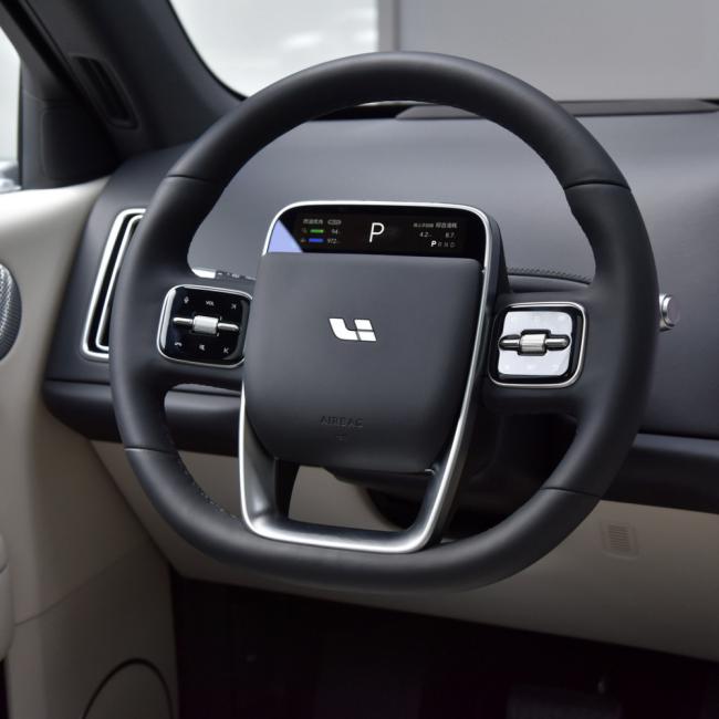 Lixiang/Li L7/L9 PRO/Max/Ultra Luxury 2024 EV SUV Lixiang Extended Range Car