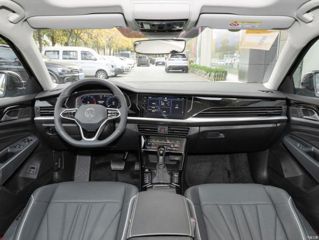 New Car Price Gasoline Car VW Volkswagen Passat 2024 380tsi Flagship