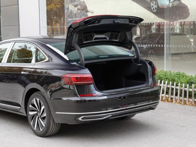 New Car Price Gasoline Car VW Volkswagen Passat 2024 380tsi Flagship