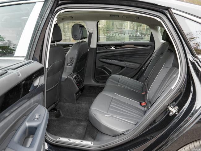 New Car Price Gasoline Car VW Volkswagen Passat 2024 380tsi Flagship