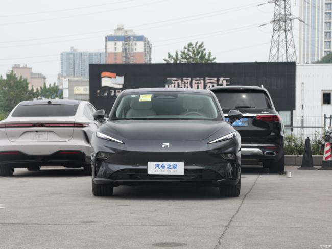 New Car Electric Car Electric Vehicle EV Hatchback Rising Auto F7 (2023) Advanced PRO
