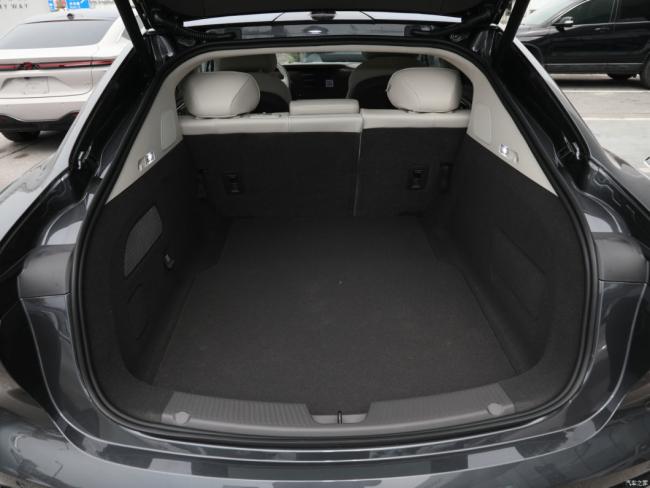 New Car Electric Car Electric Vehicle EV Hatchback Rising Auto F7 (2023) Advanced PRO