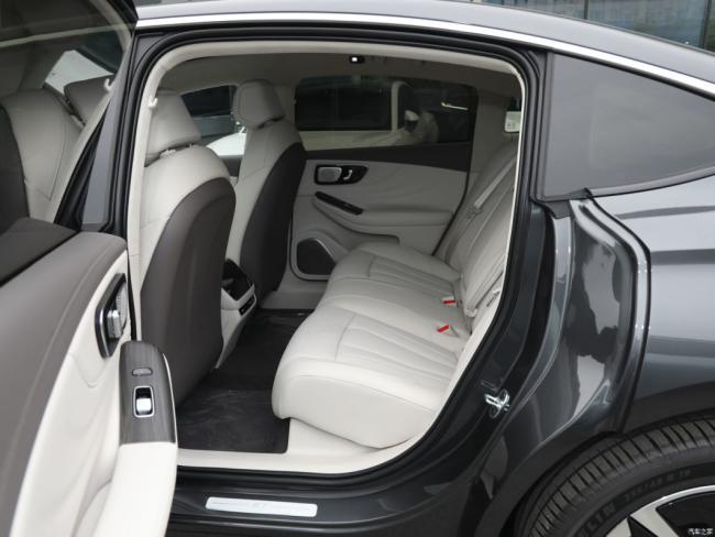 New Car Electric Car Electric Vehicle EV Hatchback Rising Auto F7 (2023) Advanced PRO