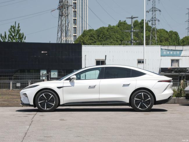 New Car Electric Car Electric Vehicle EV Hatchback Rising Auto F7 (2023) Long-Rang
