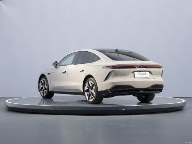 New Car Electric Car Electric Vehicle EV Hatchback Rising Auto F7 (2023) Long-Rang PRO