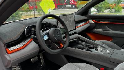 China R21-22 Tamanho do pneu 2023/2024 Zeekr 001 100kwh Carro elétrico EV Carro 4WD UTV 4WD SUV de rodas à venda