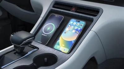 Cina BAW Stone 01 Edizione Comfort a 6 posti con doppio motore a trazione integrale in vendita