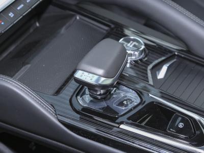 Cina Personalizzazione 2023 Geely Xingyuel 2.0td High Power Automatic Fwd Flagship SUV Edition in vendita