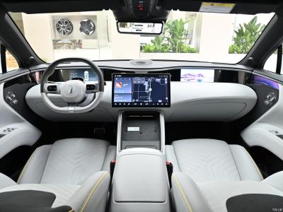Cina SUV Struttura Avatr11 2022 elettrico a lungo raggio versione a doppio motore 5 posti 230kw in vendita
