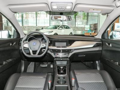Cina Changan Eado EV460 Limousine elettrica per le vostre esigenze in vendita