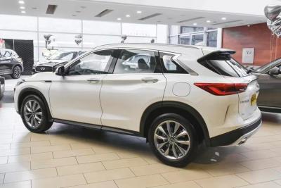 Cina Infiniti 2.0t 4WD Elite Edition SUV di lusso a benzina con design e caratteristiche Elite in vendita