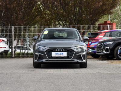 Cina Auto a benzina Audi A4l 2023 40tfsi Moda versione dinamica 5 sedili di lusso e stile in vendita