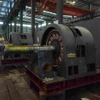 China Eficiência da cabeça 94% da água do gerador 600kw 100m de 750RPM Pelton hidro à venda
