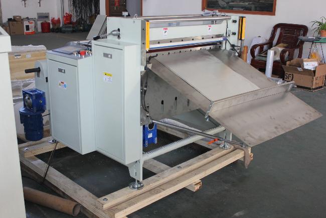 Automatic Copper Foil / Aluminum Foil Cutting Machine