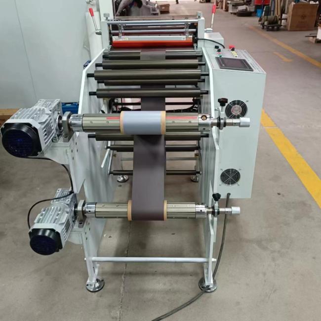 Cutting Machine for Fabric with Electrostatic Eleminator