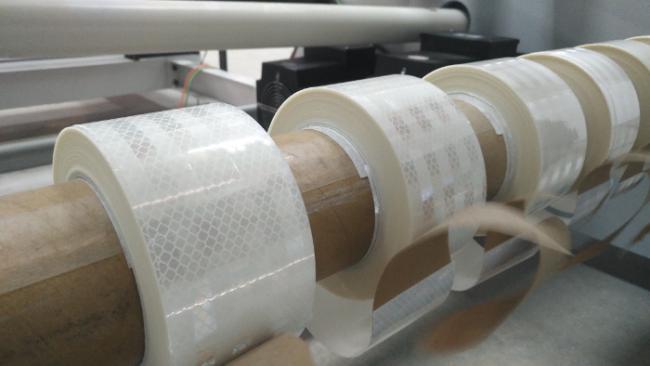 Jumbo Roll Auto Slitter Rewinder Machine (DP-1300)