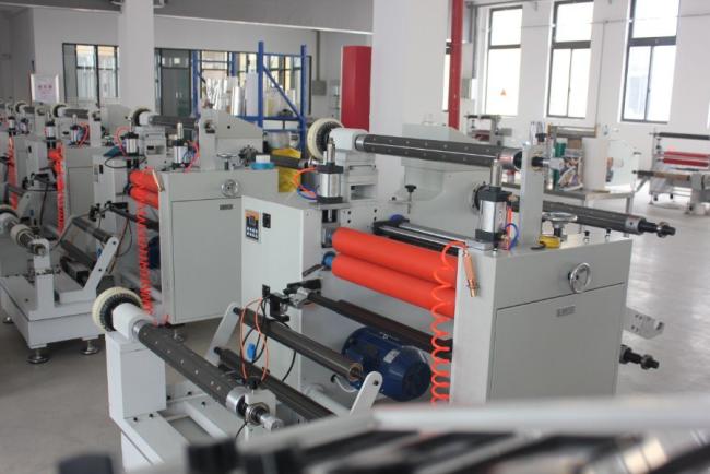 Single/Double Sided Adhesive Sticker Label Laminating and Slitting Machine (DP-650)