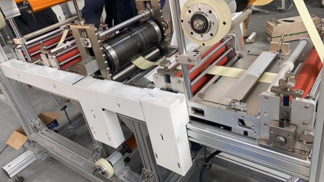 Multi Shafts Unwinding and Rewinding Laminating Machine