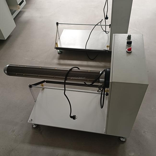 Film and fabric unwind machine used for die cutting machine