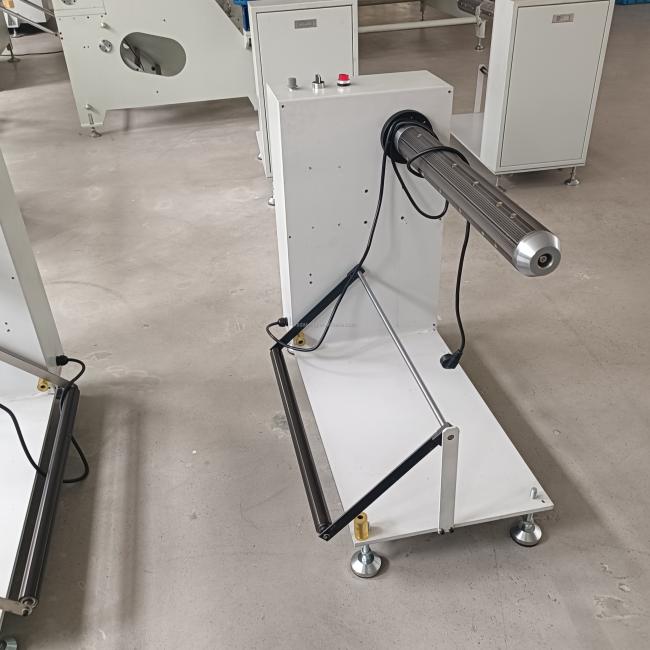 Film and fabric unwind machine used for die cutting machine