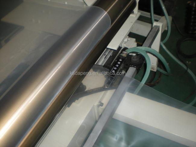 Automatic wallpaper slitting rewinding machine