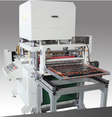 China Four-Column Hydraulic Paper Roll to Sheet Cutting Machine for sale
