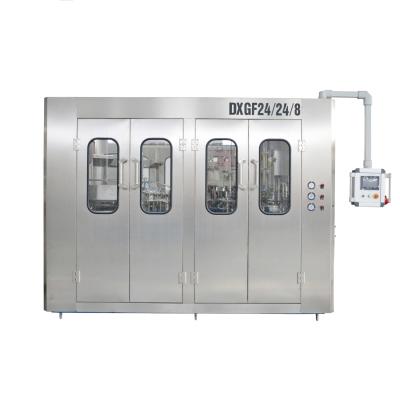 Cina 500ml 8000bph ha carbonatato l'imbottigliatrice della soda delle teste della macchina di rifornimento della bibita 24 in vendita