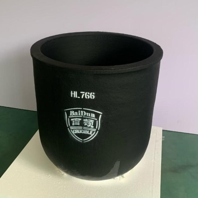 Top view of round crucible demonstrating uniform shape