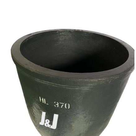 Quality Round Silicon Carbide Graphite Crucible For Melting Aluminum Oxidation Resistant for sale