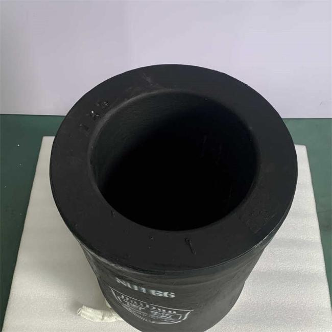 Induction furnace crucible in use