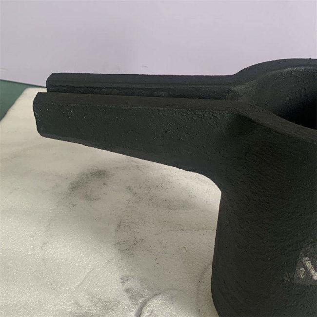 Heat resistant SiC graphite crucible with pouring nozzle - front view