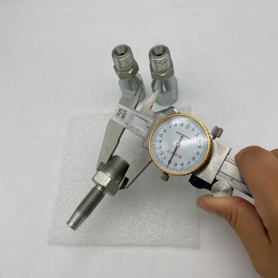 中国 15618-06-06 NPTの油圧R5再使用可能なホース フィッティング 販売のため
