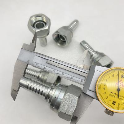 Cina Puntale idraulico del tubo flessibile di iso BSP con i montaggi in vendita