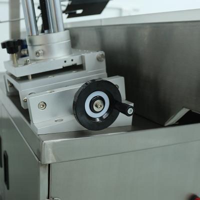 Cina Applicatore di etichette posizionali molto piatte per la macchina di etichettatura uniforme 1500x600x1450mm in vendita