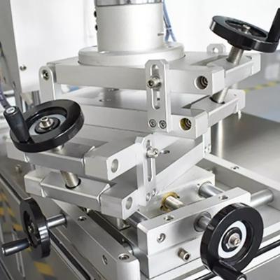 Cina Macchina rotante per l'etichettatura delle bottiglie per l'etichettatura a doppio lato delle bottiglie rotonde e quadrate in vendita